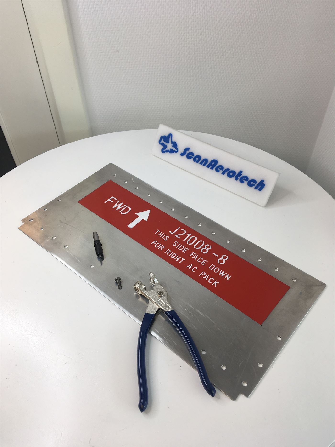 DESPATCH EQUPT- COVER PLATE RAM AIR INLET