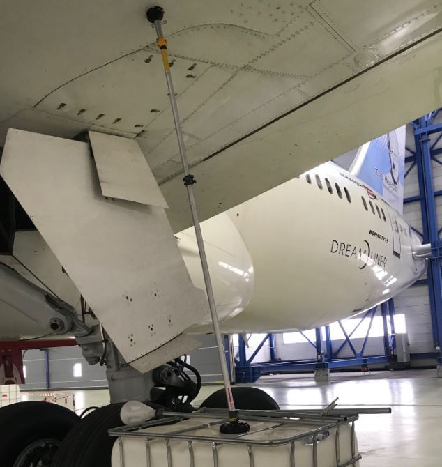 COM-1535 TELESCOPIC FUEL/WATER DRAIN TOOL